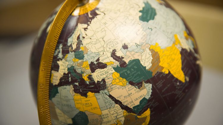 Gaining a better understanding of conflicts in the Middle East - Alumni ...