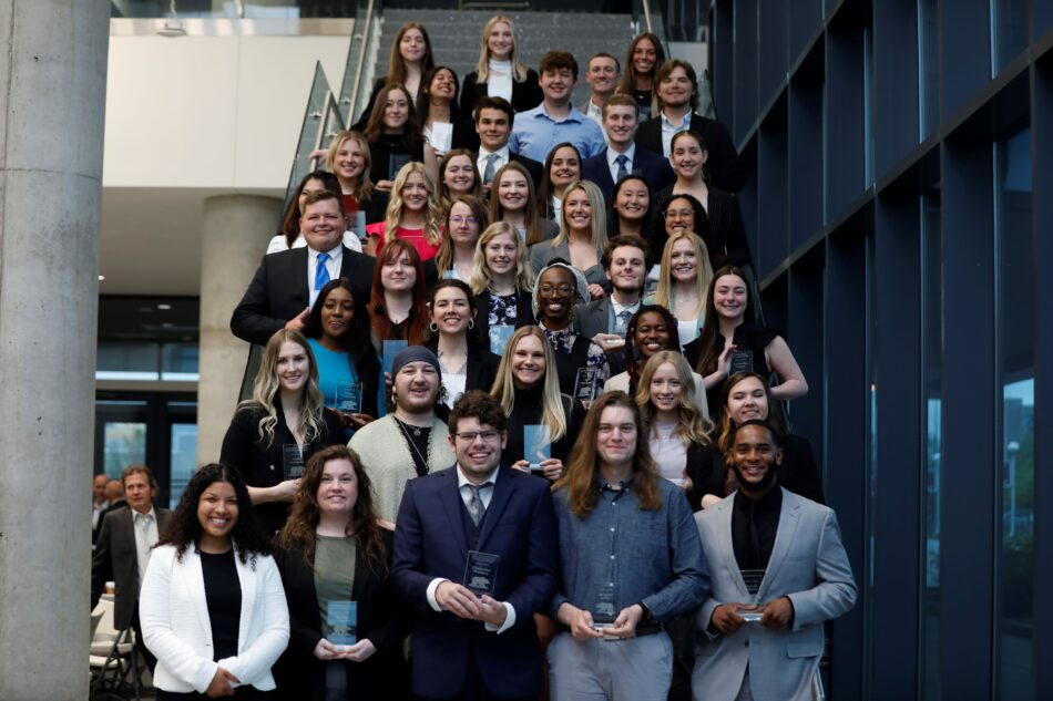 Students recognized at annual COB awards banquet - College of Business News