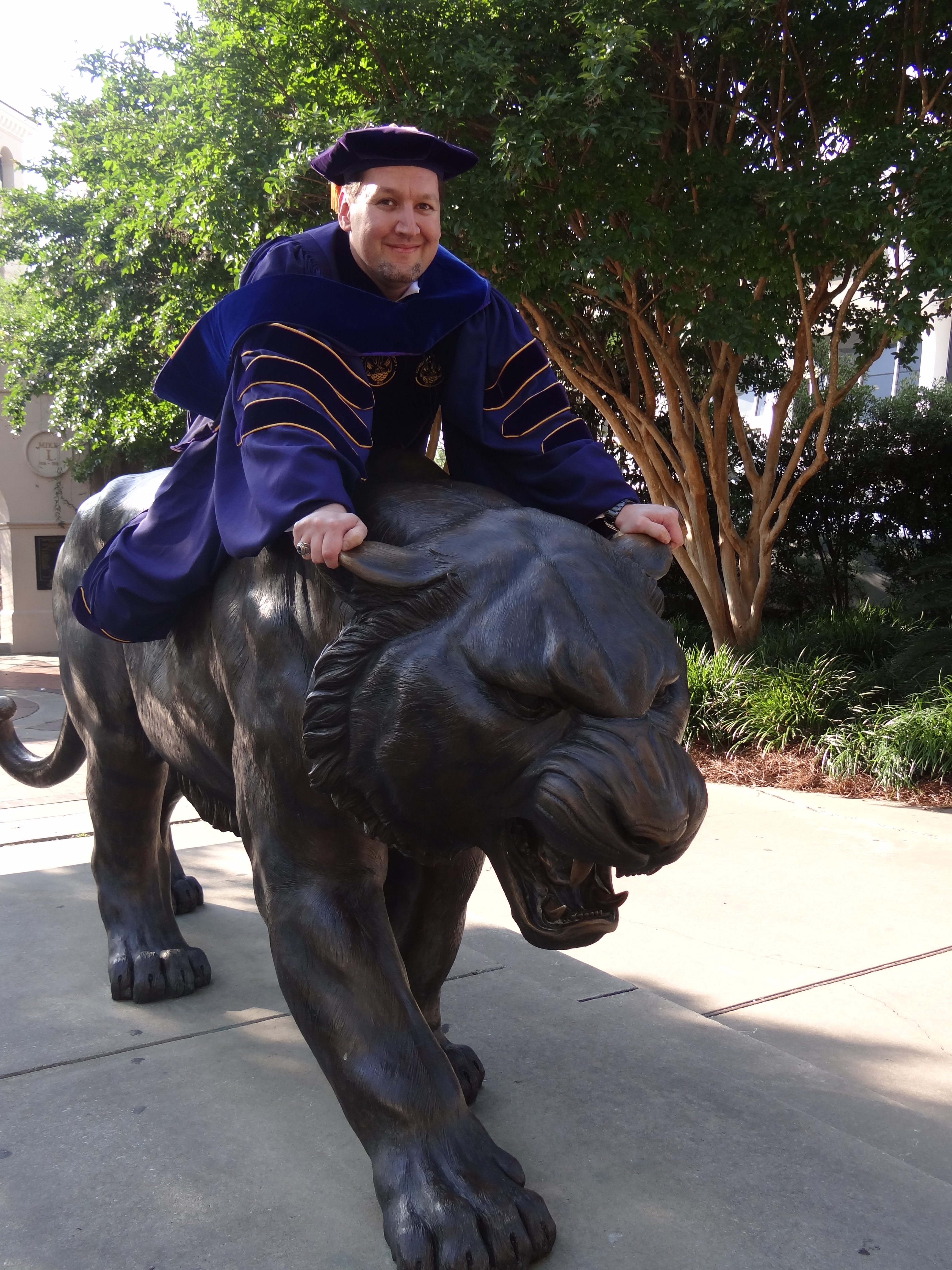Sam Rohrer Rides Mike the Tiger to Georgia (Stopping to get married on ...